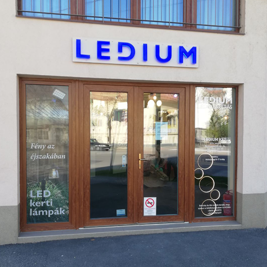 Kapcsolat – Ledium LED Világítás